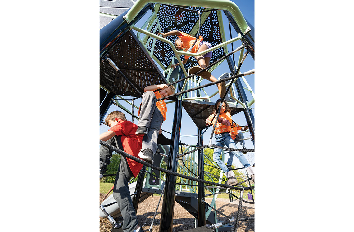 Nucleus Core Climber